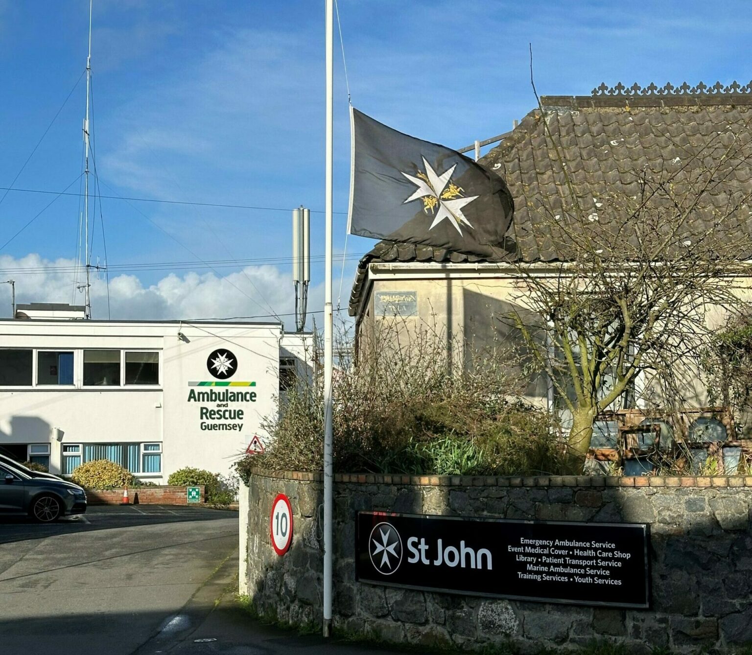 Tributes to former Knight Commander - St John Guernsey LBG